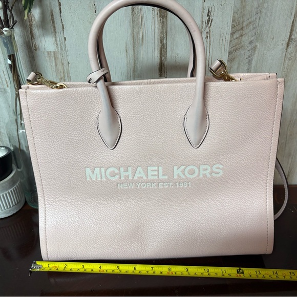 Michael Kors | Bags | Michael Kors Light Pink Satchel | Poshmark